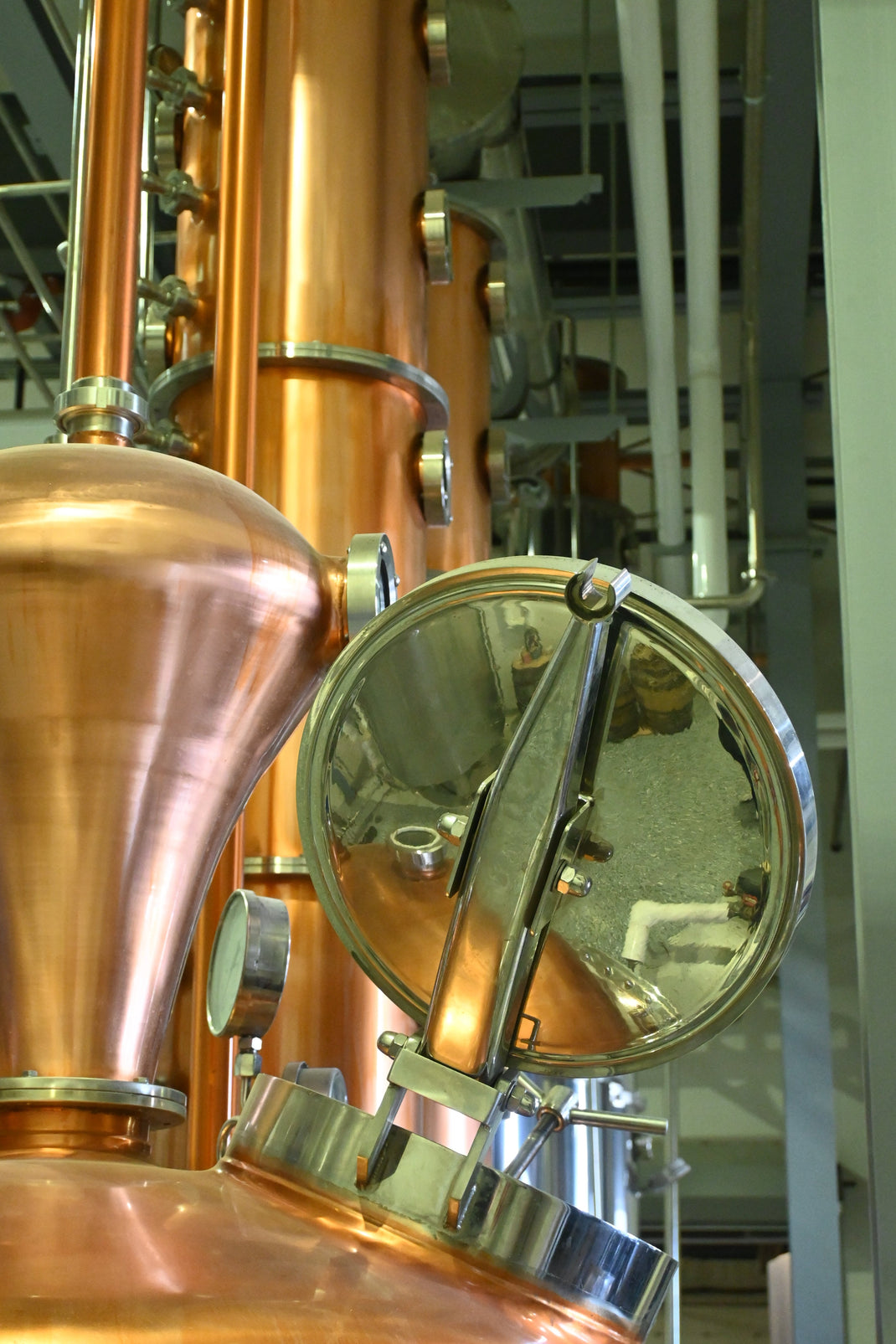 Reservations – Wolfhead Distillery